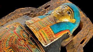Mummies - english translation, synonyms, pronunciation, definition ...
